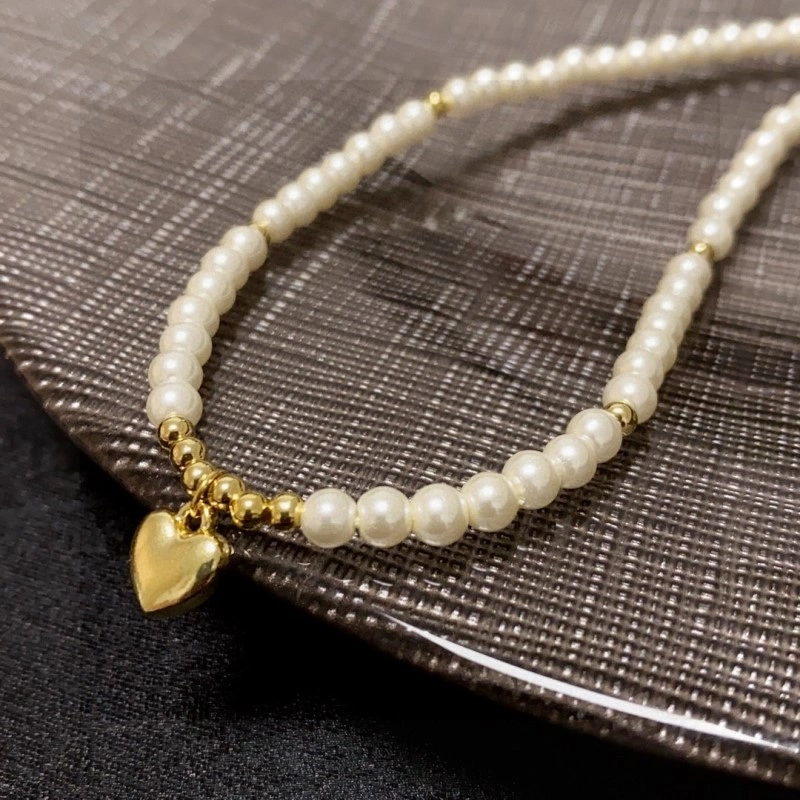 Value-priced Chanel Necklaces
