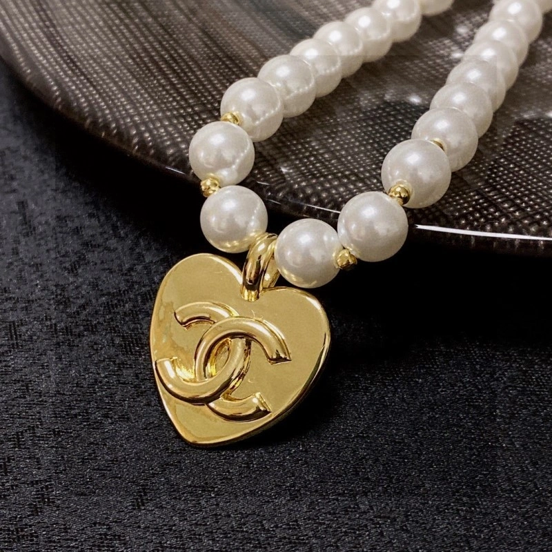 Inexpensive Chanel Necklaces