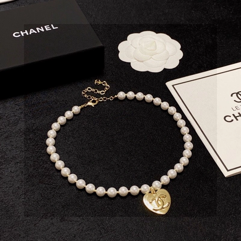 Inexpensive Chanel Necklaces