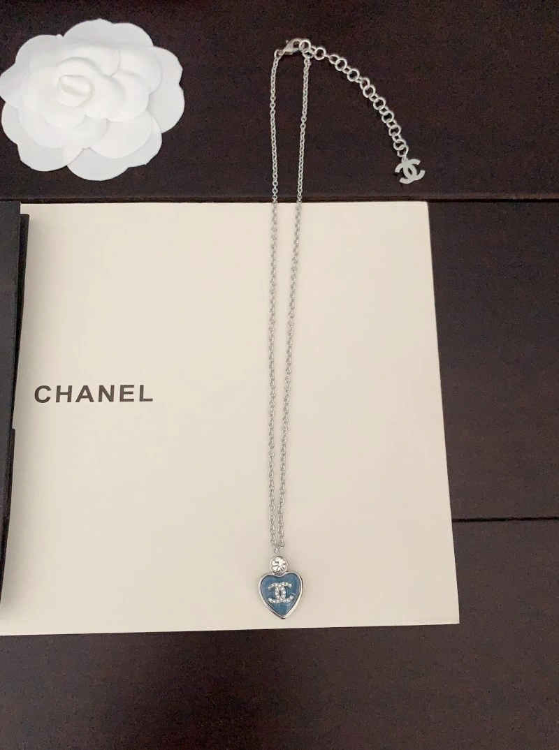 Inexpensive Chanel Necklaces