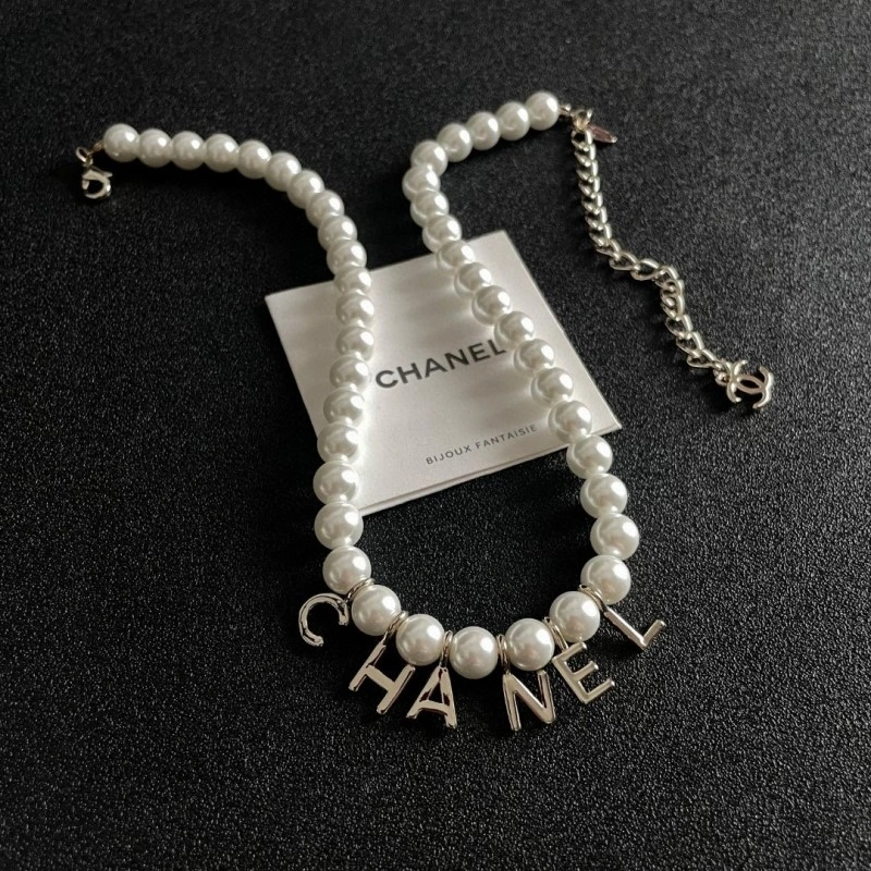 Accurate model Chanel Necklaces