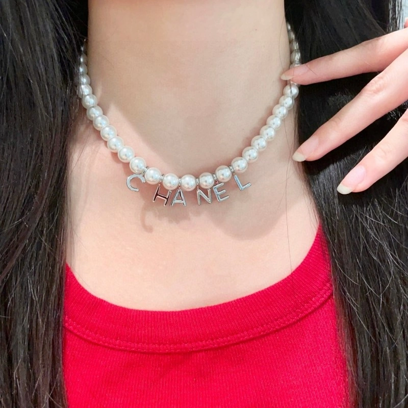 Low-cost Chanel Necklaces
