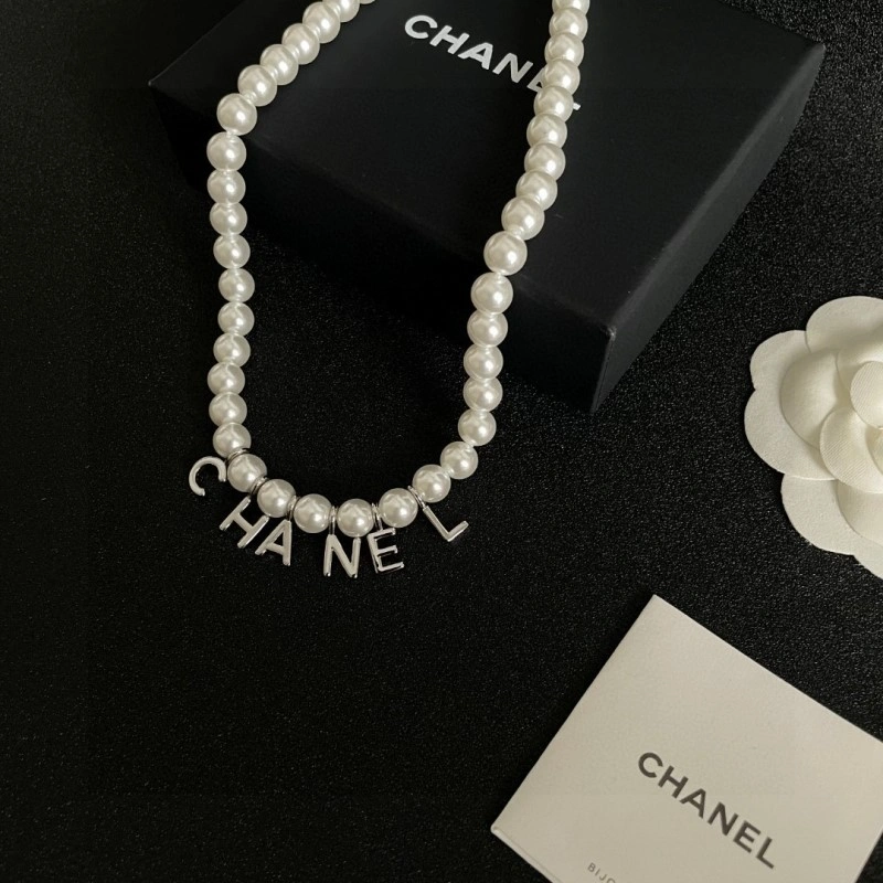 Low-cost Chanel Necklaces