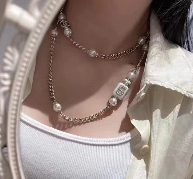 Inexpensive Chanel Necklaces
