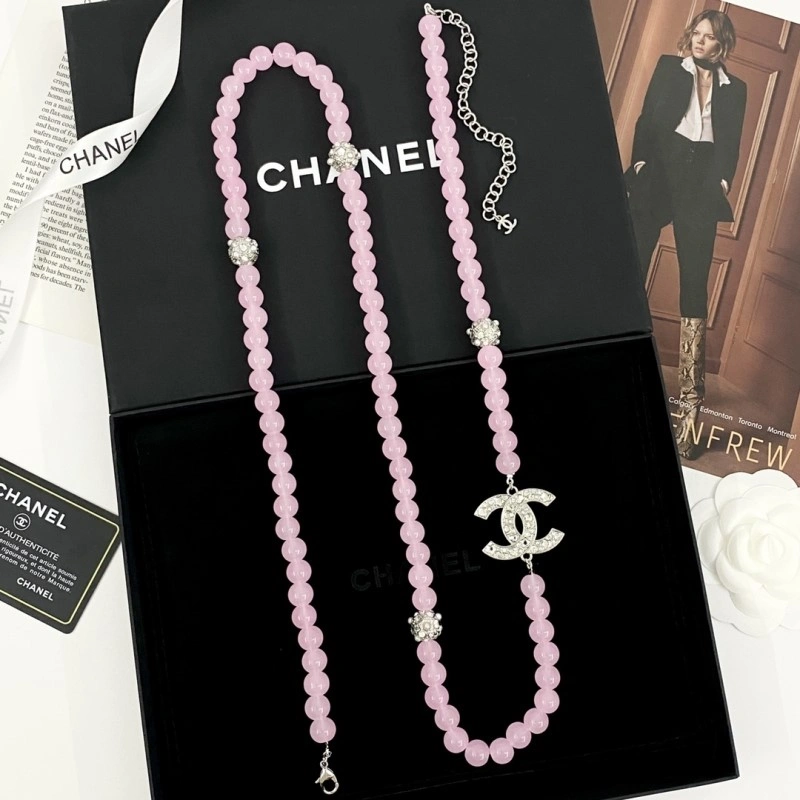 Top mirror Chanel Necklaces