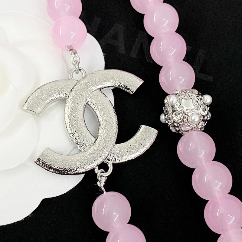 Top mirror Chanel Necklaces