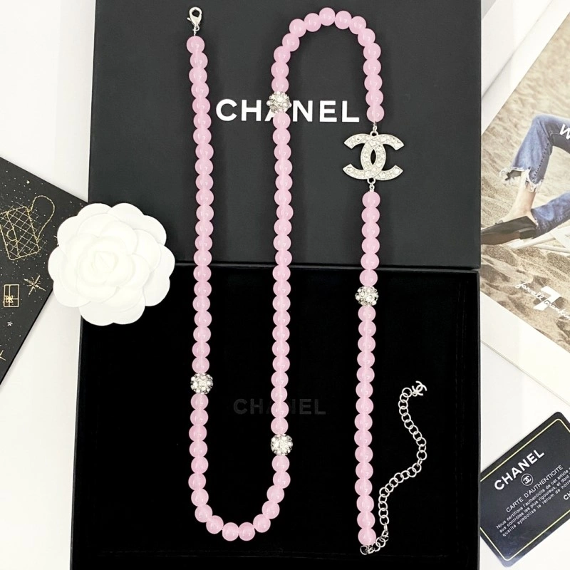 Top mirror Chanel Necklaces