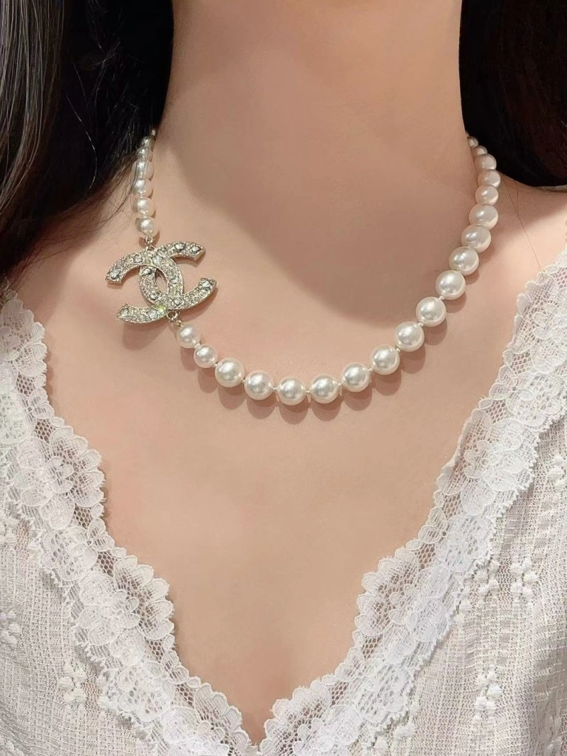 Brand-authenticated Chanel Necklaces