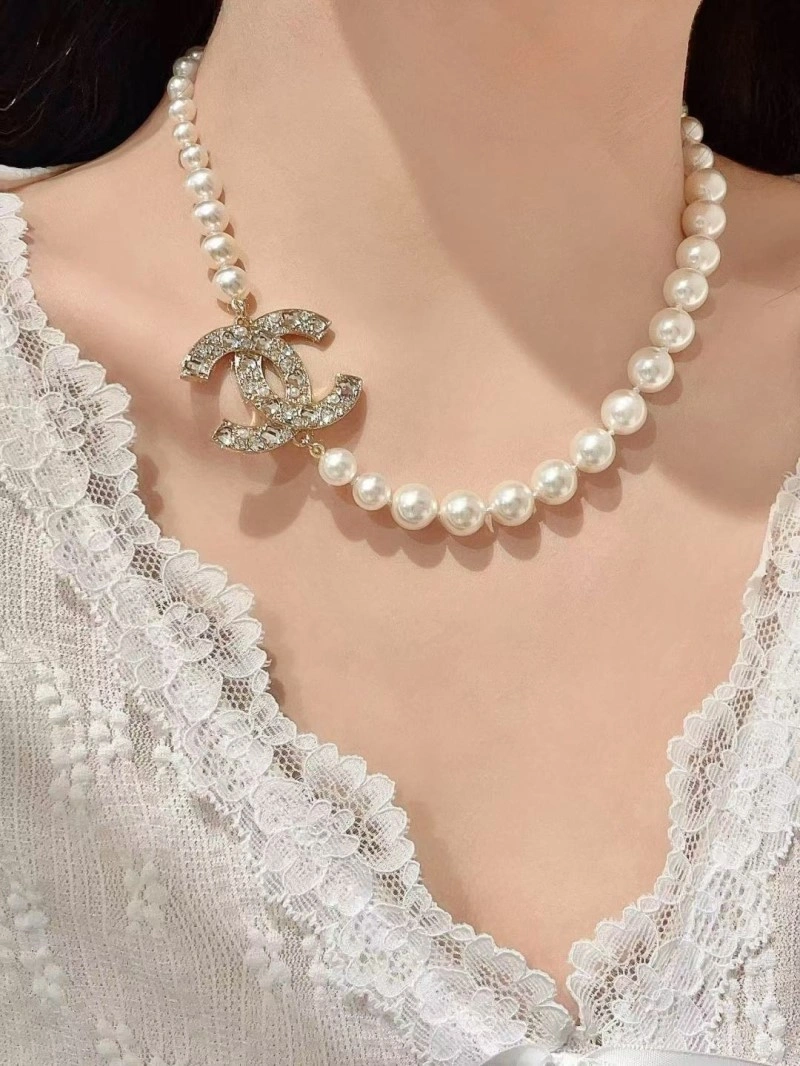 Brand-authenticated Chanel Necklaces