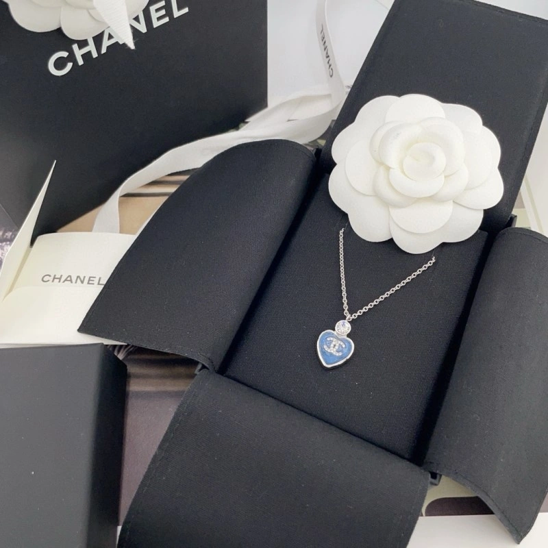 Value-priced Chanel Necklaces