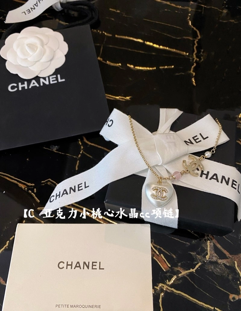 Original Chanel Necklaces