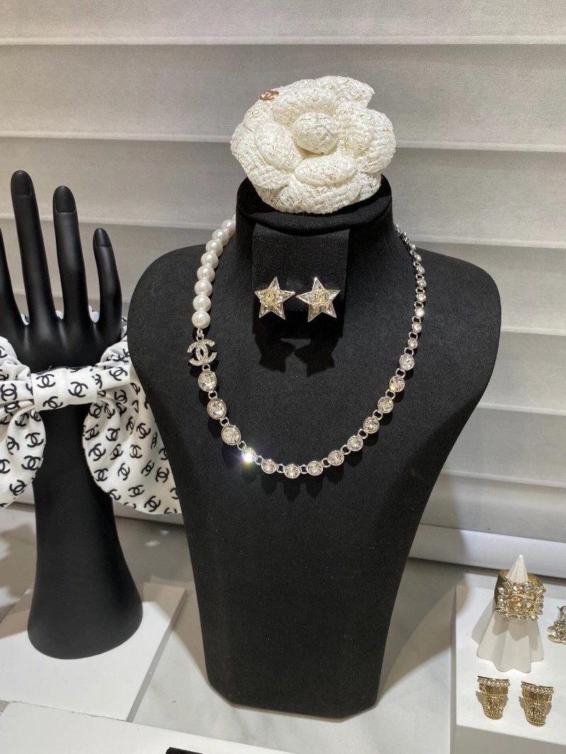 Precise copy Chanel Necklaces
