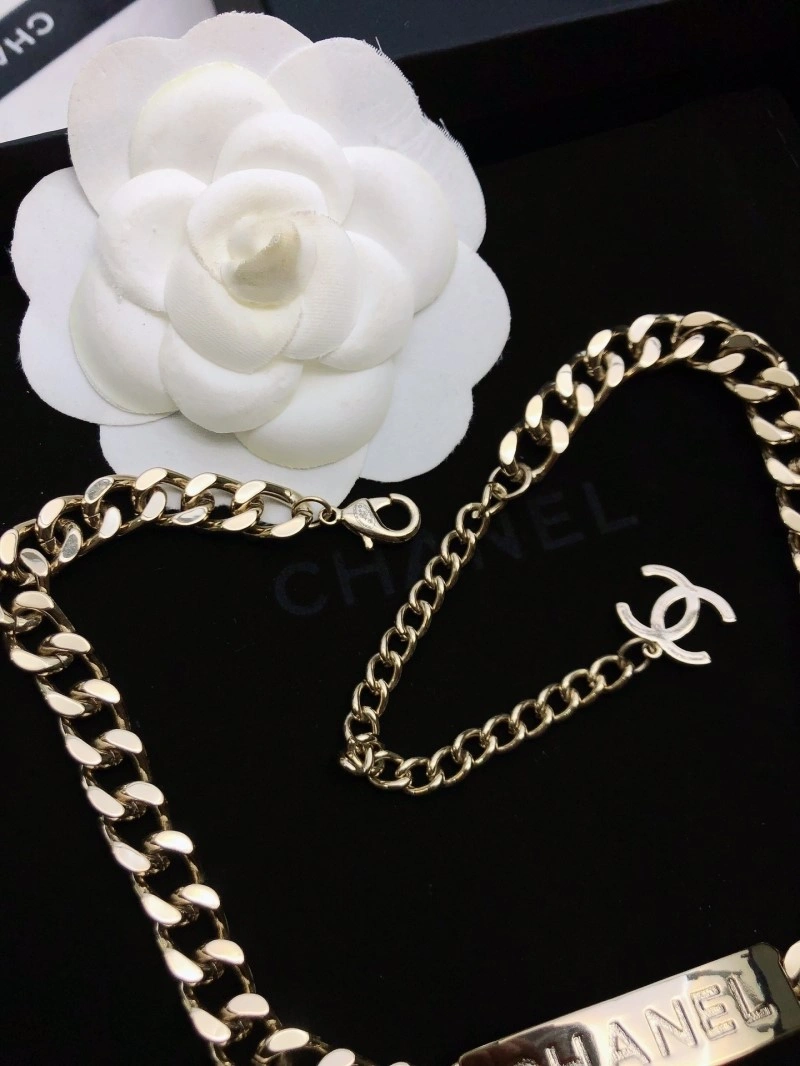Bargain Chanel Necklaces