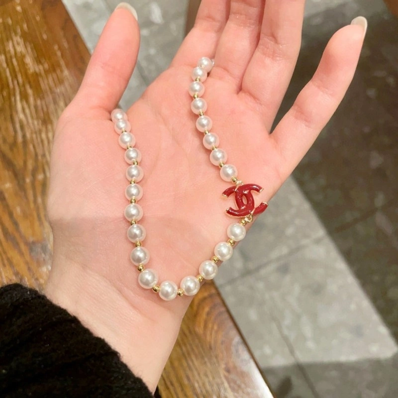 Top match Chanel Necklaces