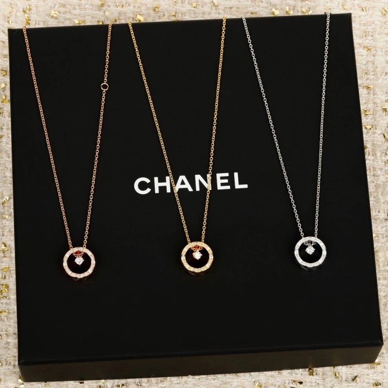 Low-cost Chanel Necklaces