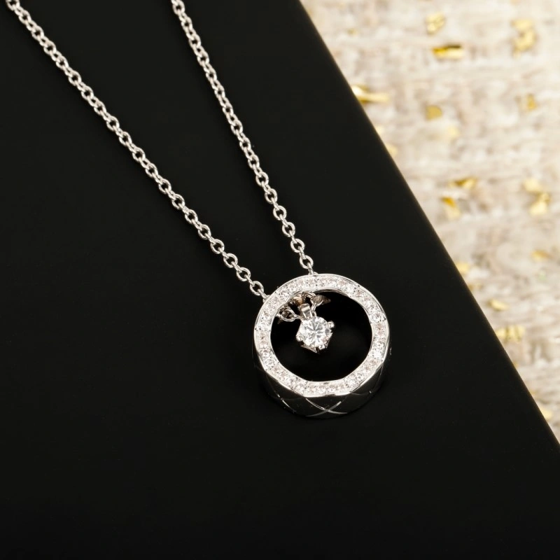 Low-cost Chanel Necklaces