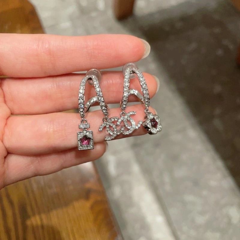 Discounted Chanel Necklaces
