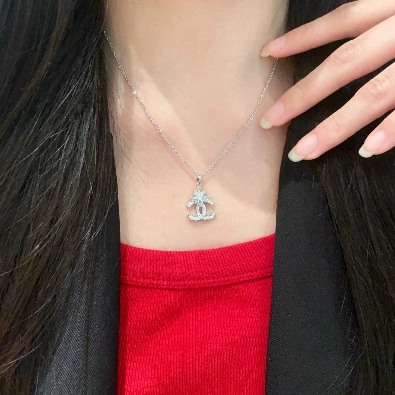 Chanel Necklaces