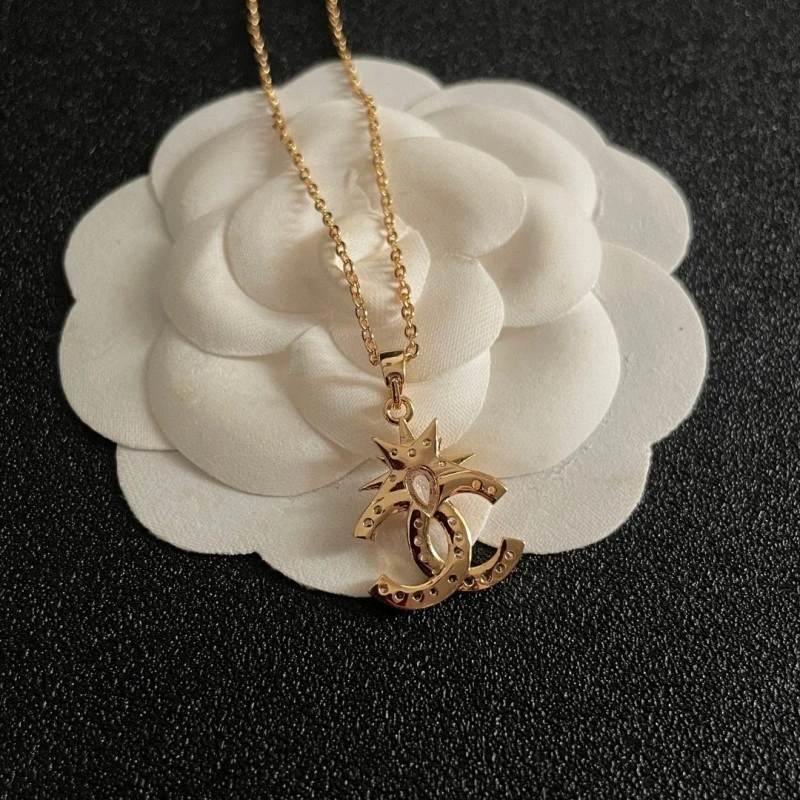 Low-cost Chanel Necklaces