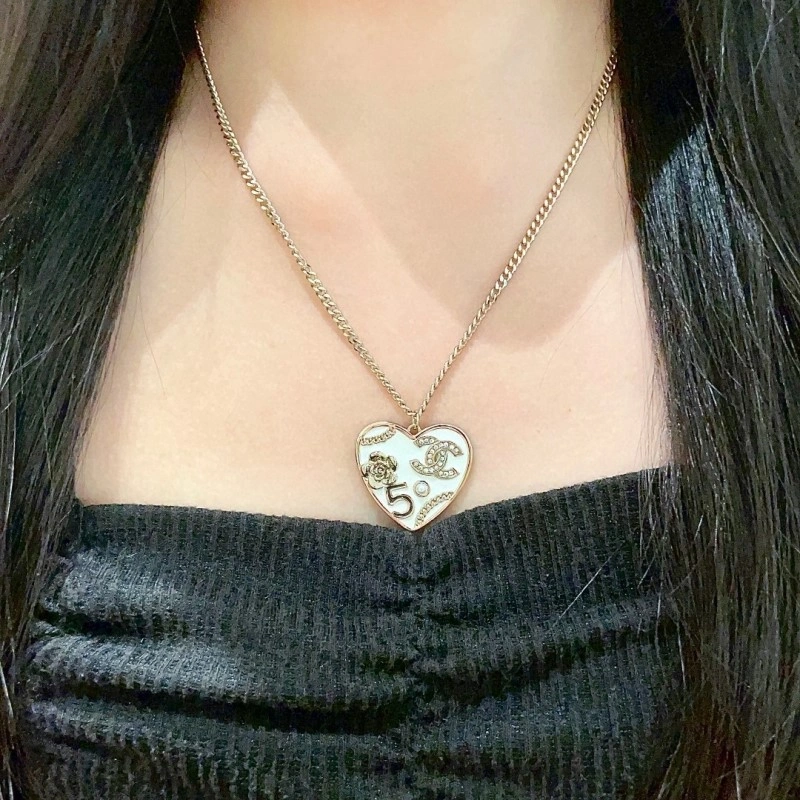Perfect replica Chanel Necklaces
