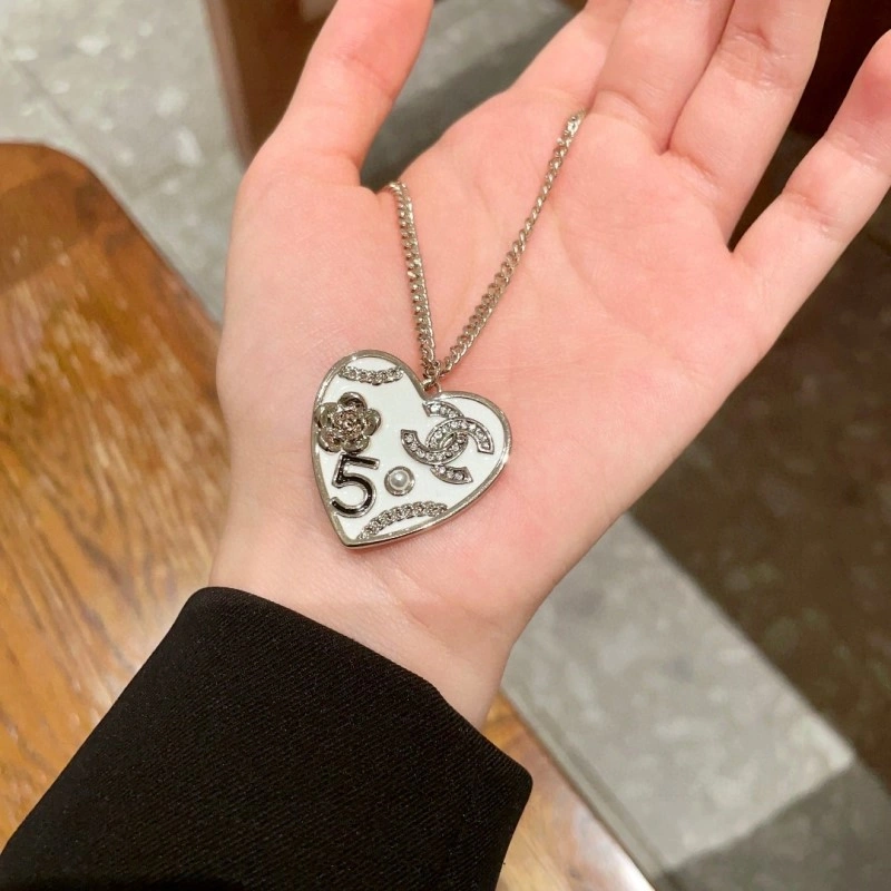 Perfect replica Chanel Necklaces