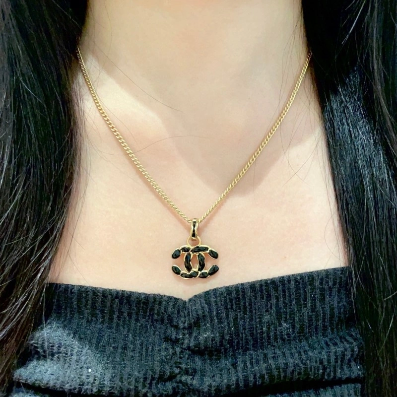 Low-cost Chanel Necklaces