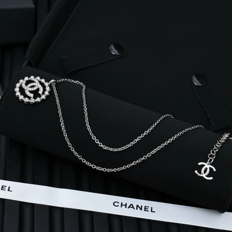 Brand-authenticated Chanel Necklaces