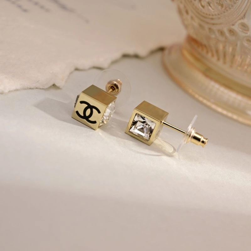 Exact replica Chanel Necklaces