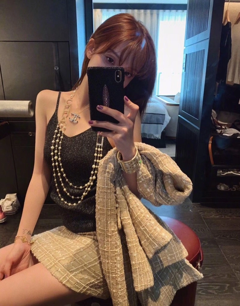 Cut-rate Chanel Necklaces