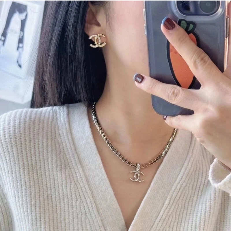Exact replica Chanel Necklaces