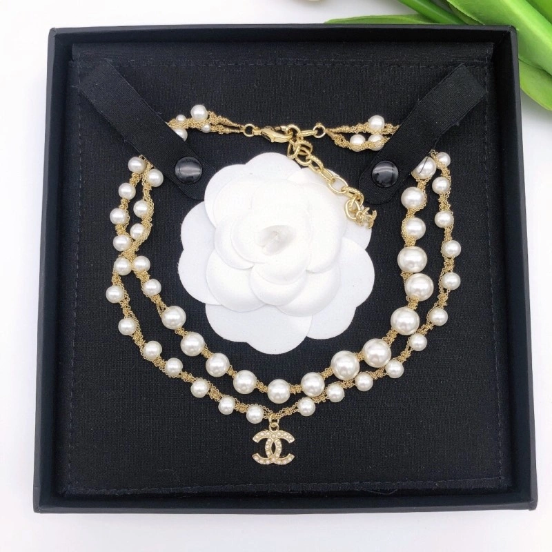 Cut-rate Chanel Necklaces