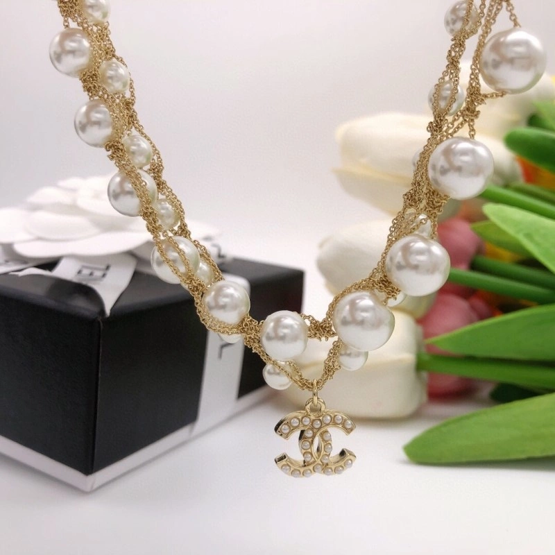Cut-rate Chanel Necklaces