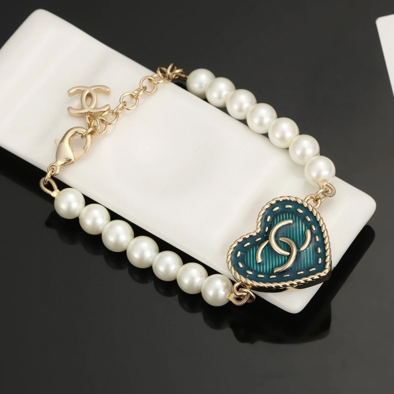 Brand-original Chanel Necklaces