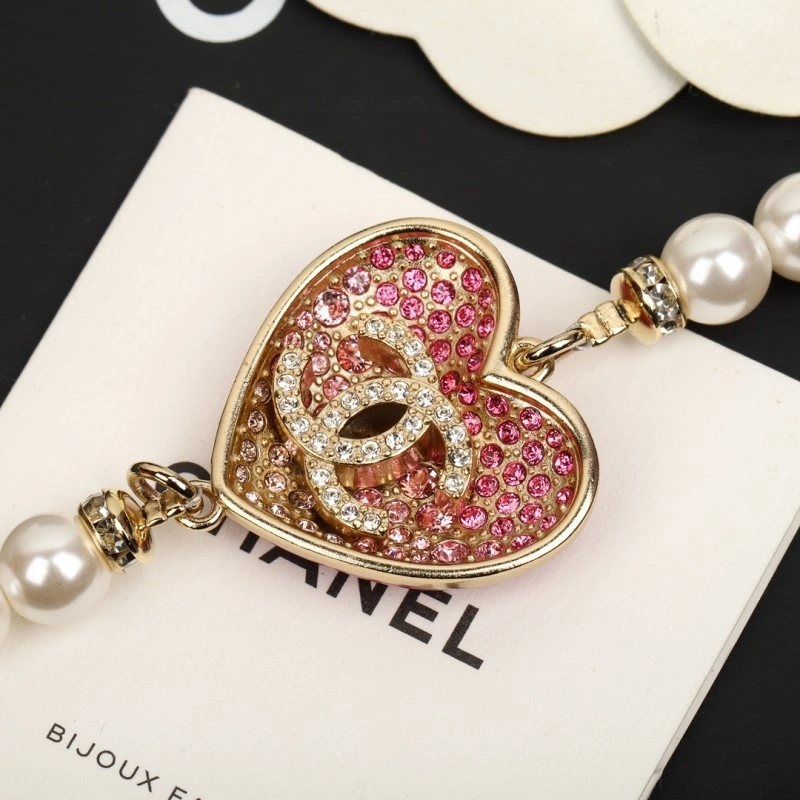 Top mirror Chanel Necklaces