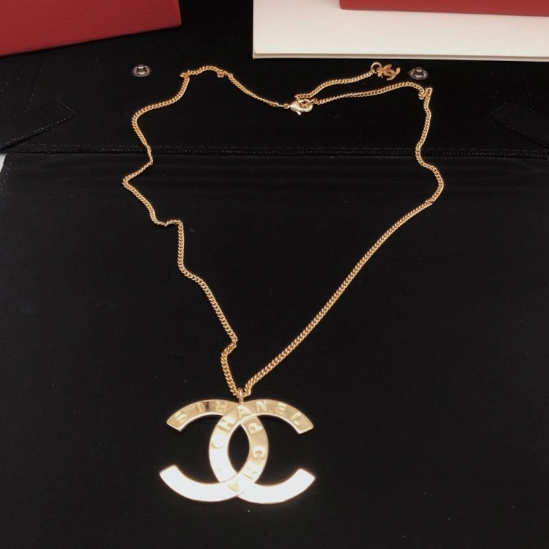 Accurate model Chanel Necklaces