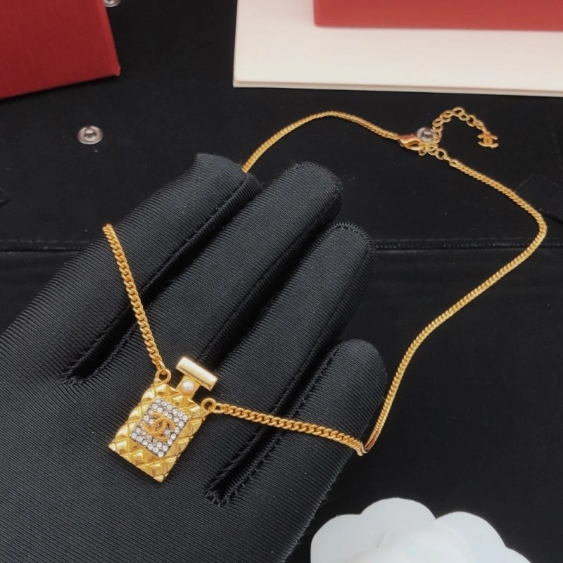 High accuracy Chanel Necklaces