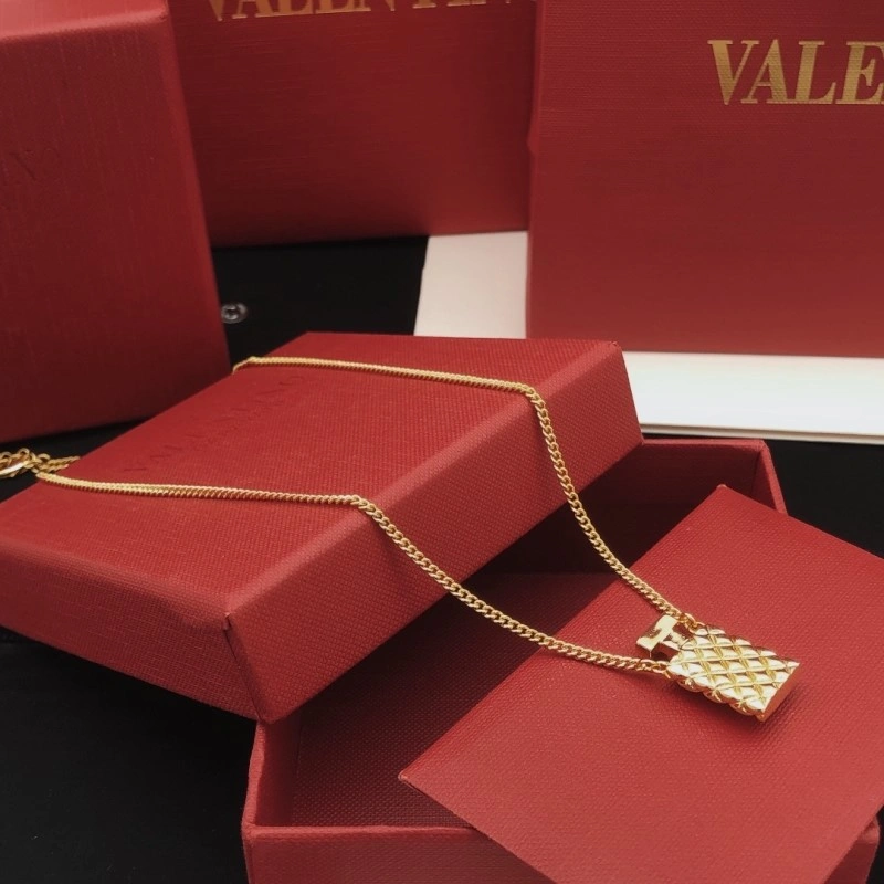 High accuracy Chanel Necklaces