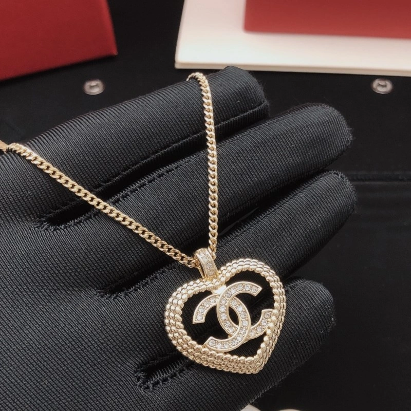 Indistinguishable Chanel Necklaces