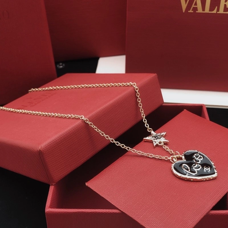 Precise copy Chanel Necklaces