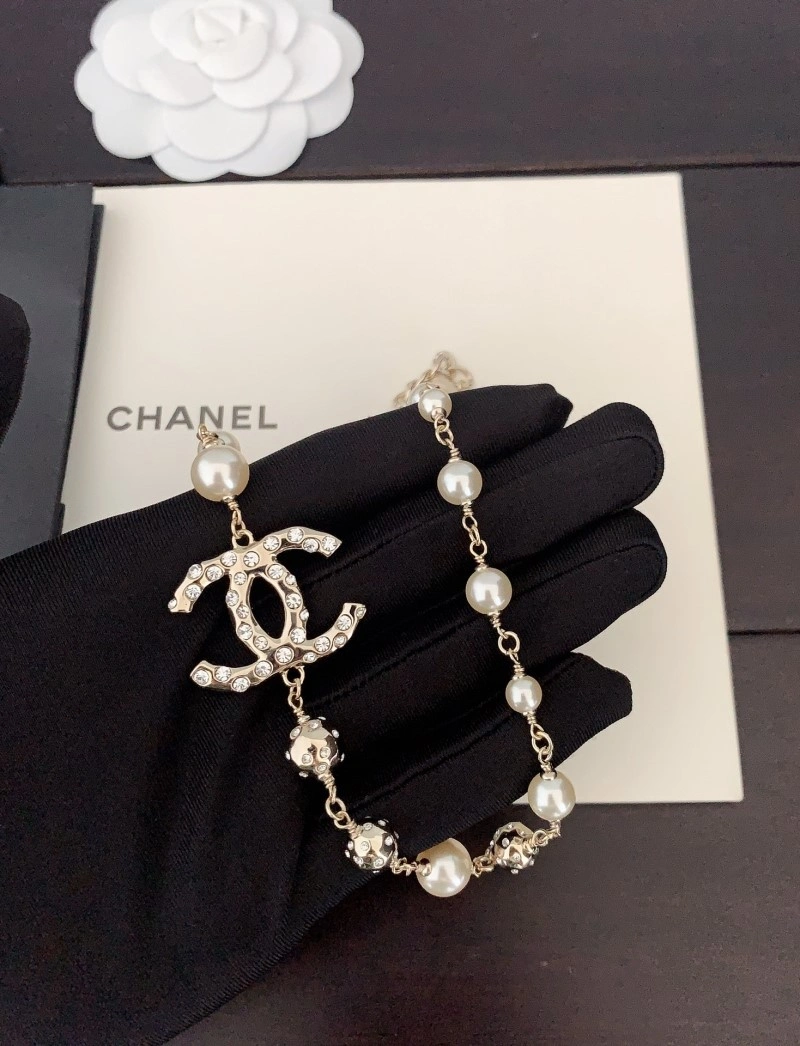 Accurate model Chanel Necklaces