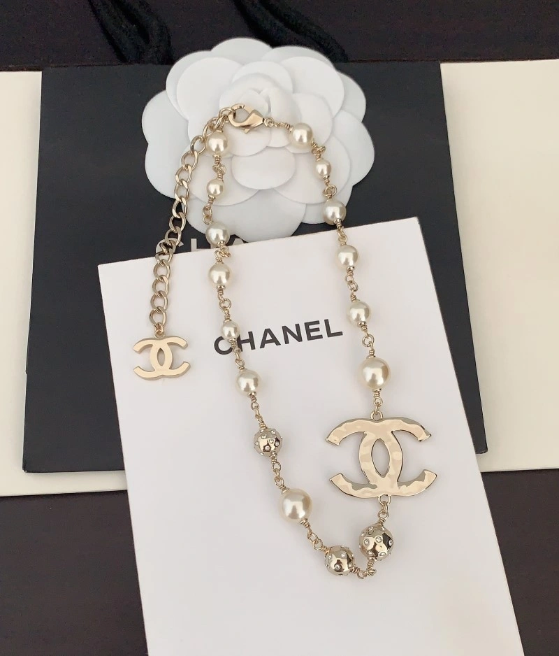Accurate model Chanel Necklaces