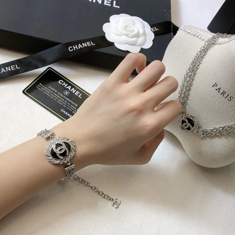 Precise copy Chanel Necklaces