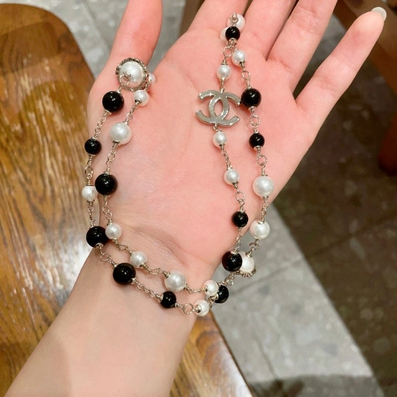 Original Chanel Necklaces