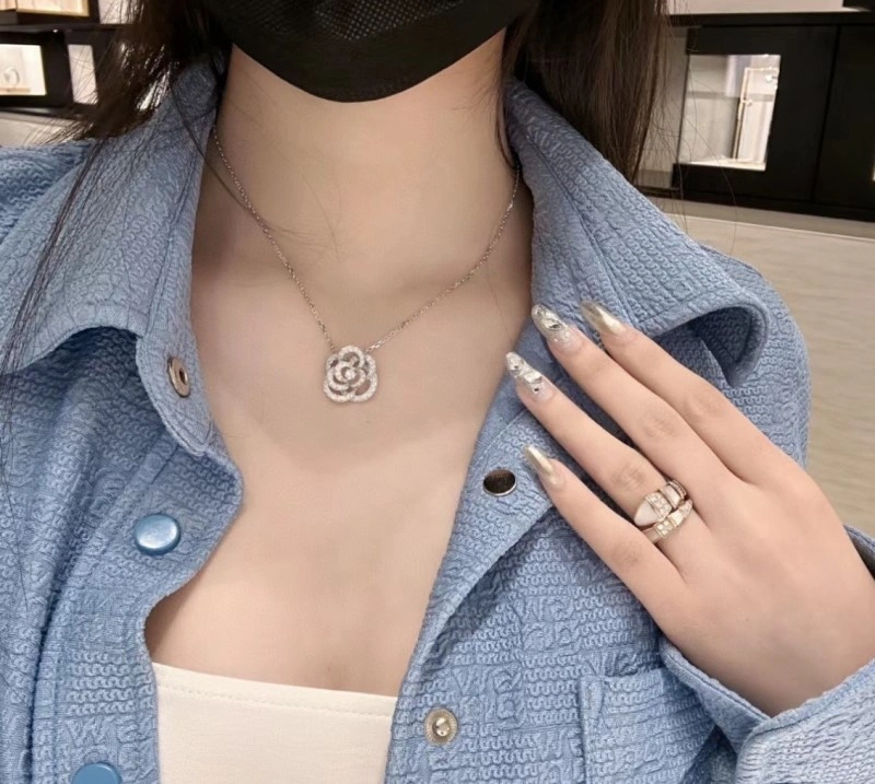 Brand-original Chanel Necklaces