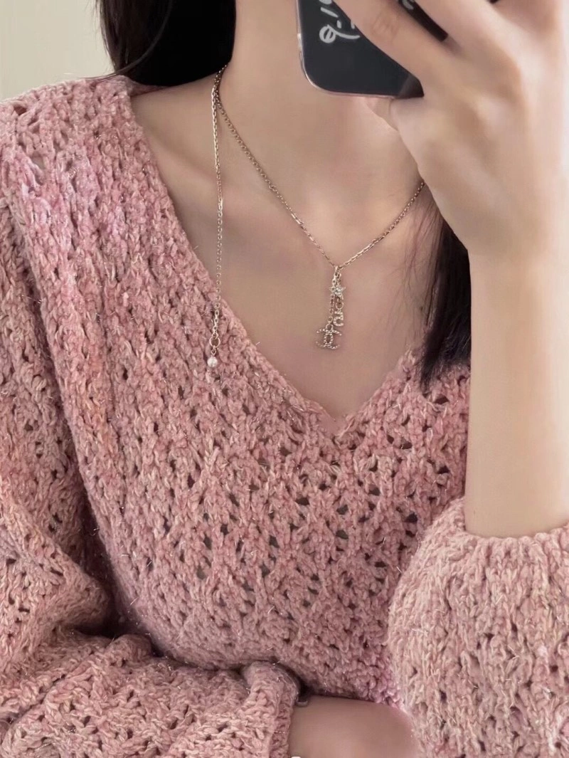 Cut-rate Chanel Necklaces