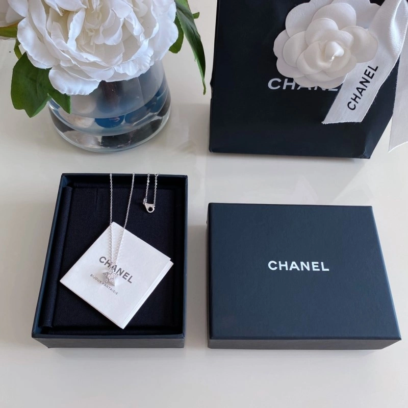 Indistinguishable Chanel Necklaces