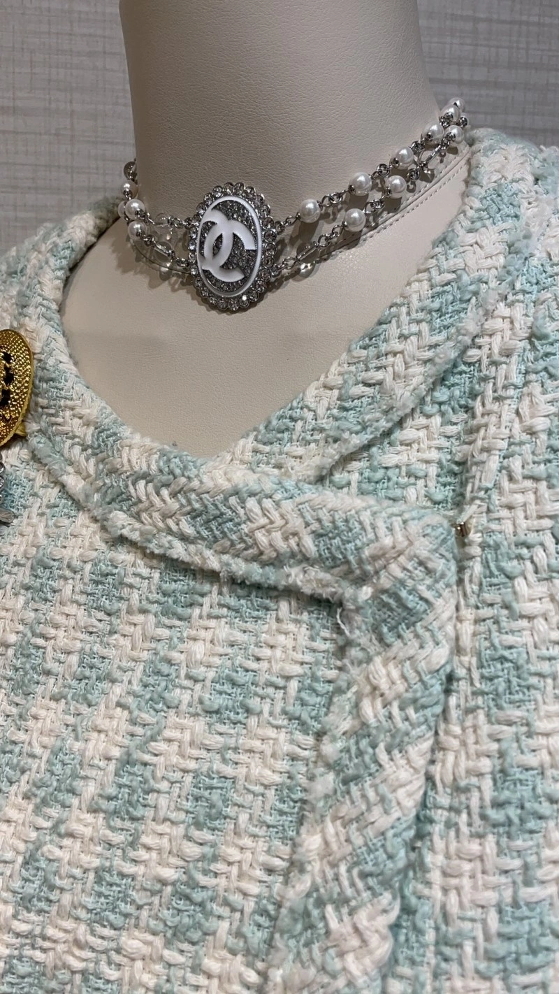 Indistinguishable Chanel Necklaces