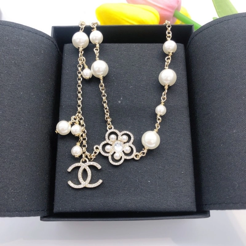 Accurate model Chanel Necklaces