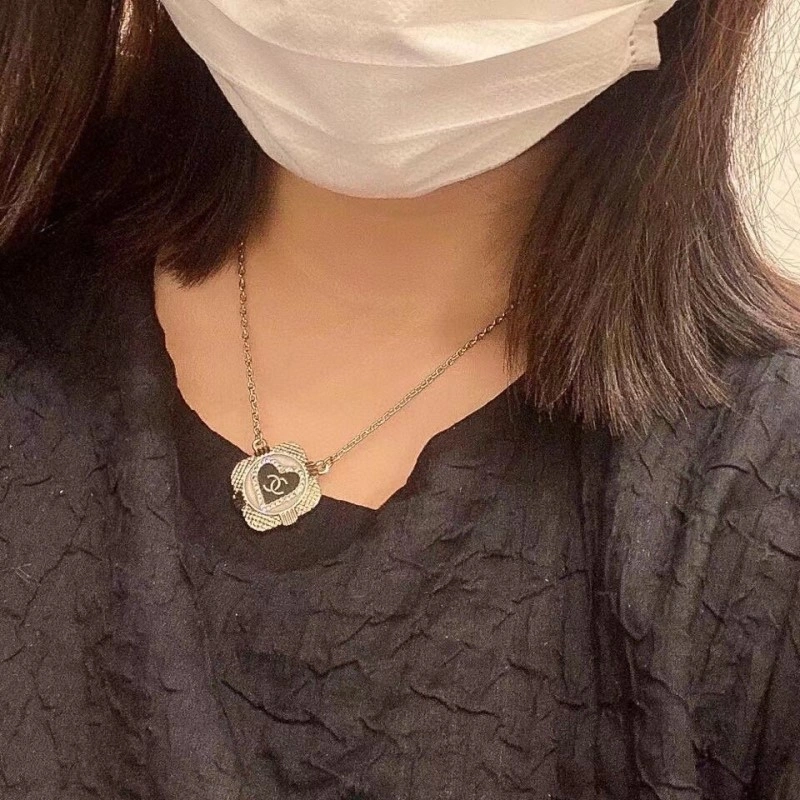 Perfect replica Chanel Necklaces