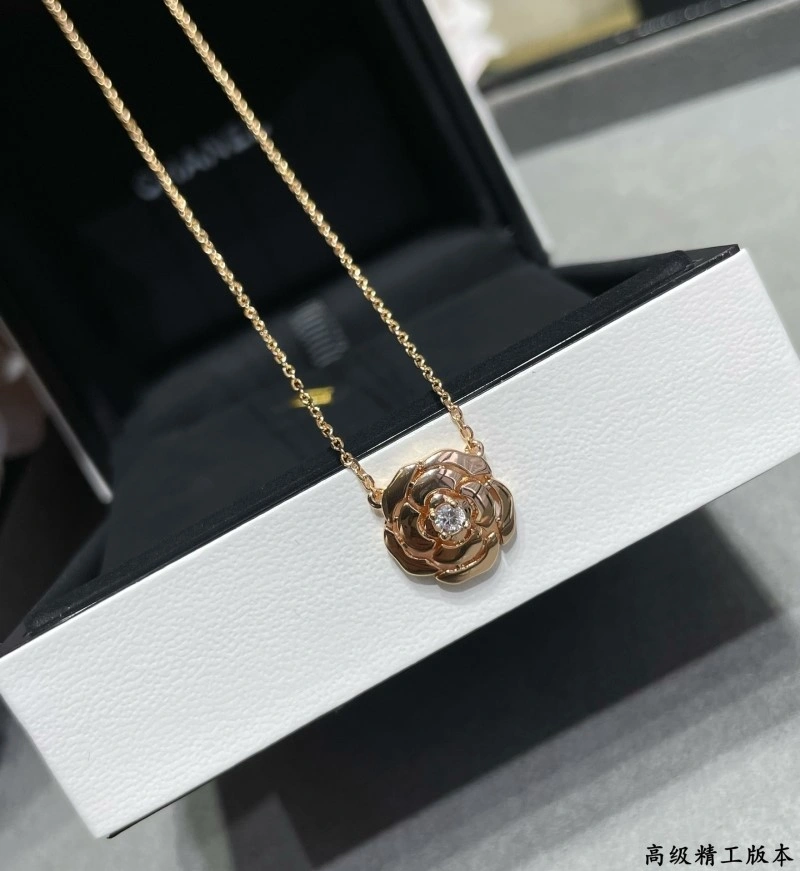 Accurate model Chanel Necklaces